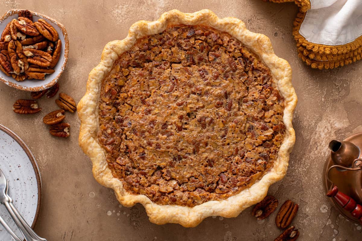 Pecan Raisin Pie | Stephie Cooks